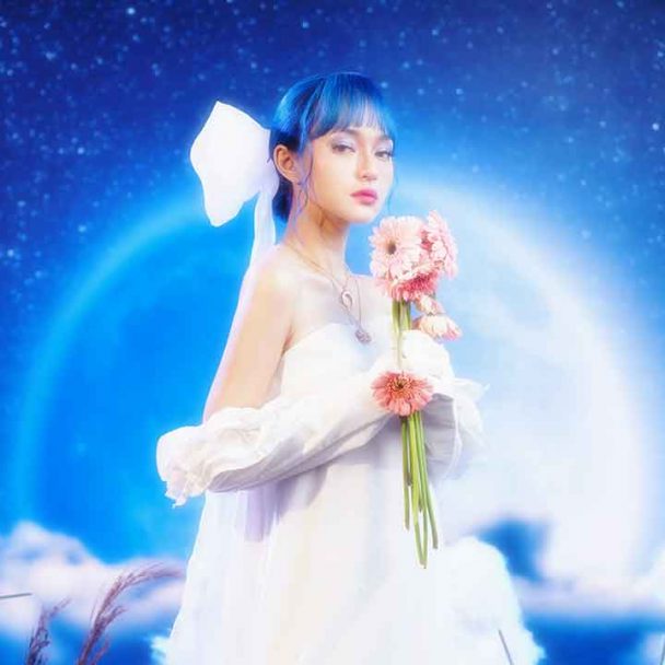 Indahkus "Once in a Blue Moon" Sebuah Mini Album - ORIDISTRO