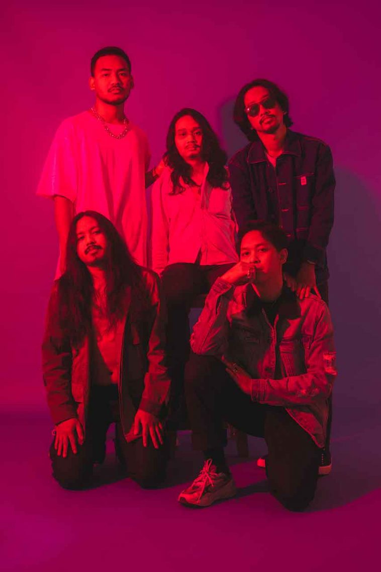 .Feast "Aliansi" Menggubah Ulang Album Multiverses - ORIDISTRO